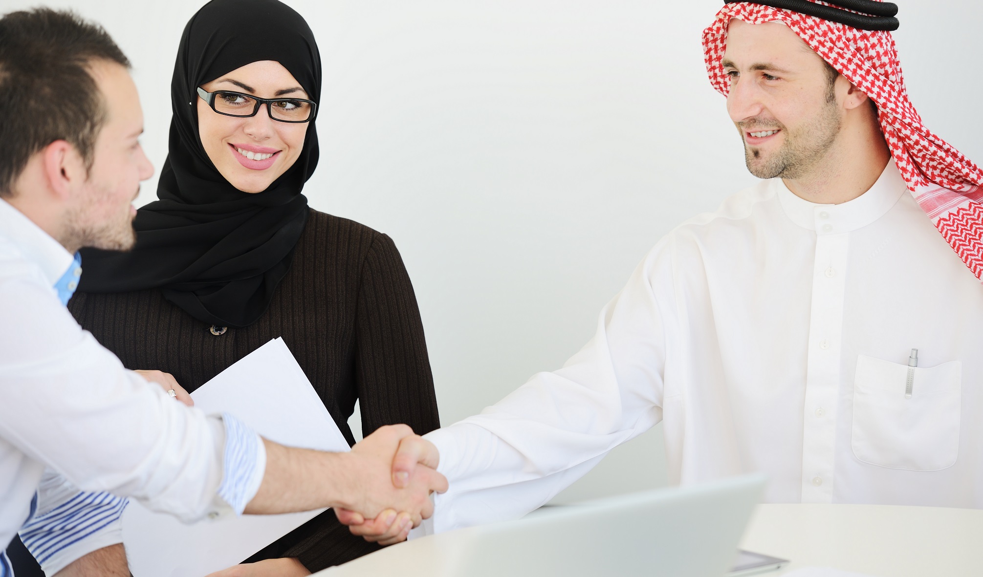 Navigating Cultural Differences - Ihsan Coaching Navigating Cultural Differences - Ihsan Coaching